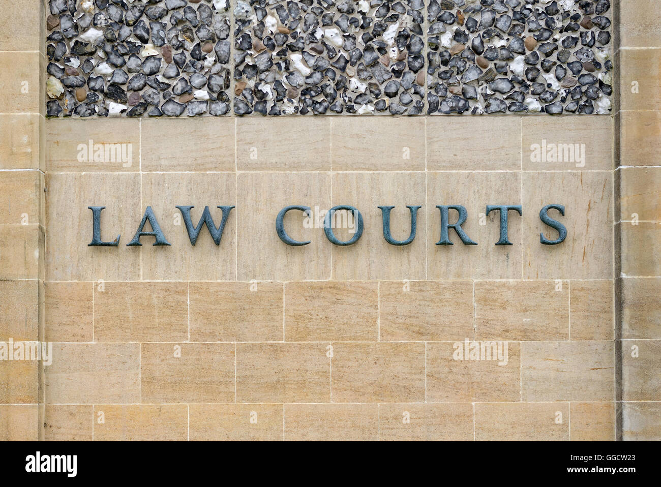 Old bailey courtroom hi-res stock photography and images - Alamy