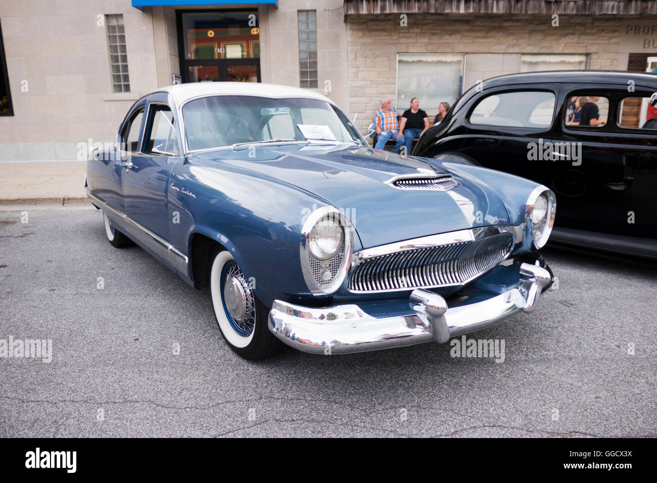 1954 Kaiser Manhattan parked in a viewing area following the 2016 ...