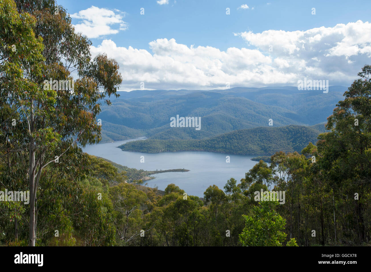 Largest of melbournes reservoirs hi-res stock photography and images ...