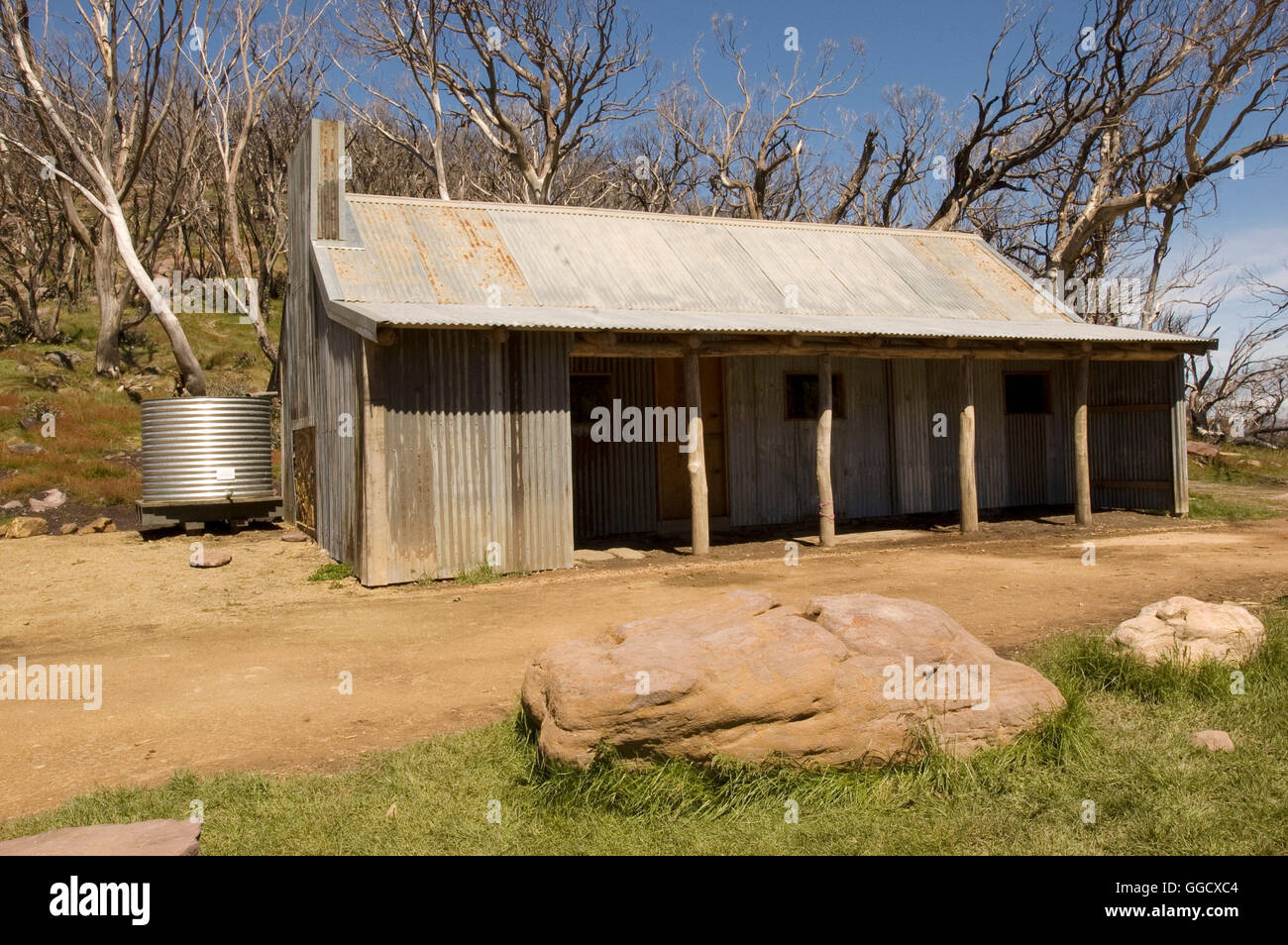 Bluff Hut, Alpine National Park, Victoria High Country Stock Photo - Alamy