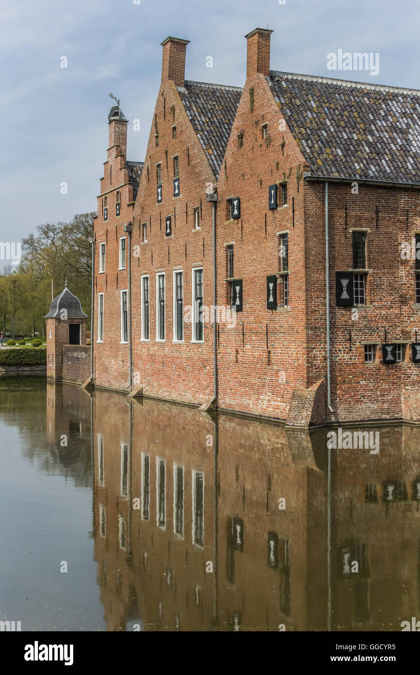 Old dutch mansion with reflection in the water Stock Photo - Alamy