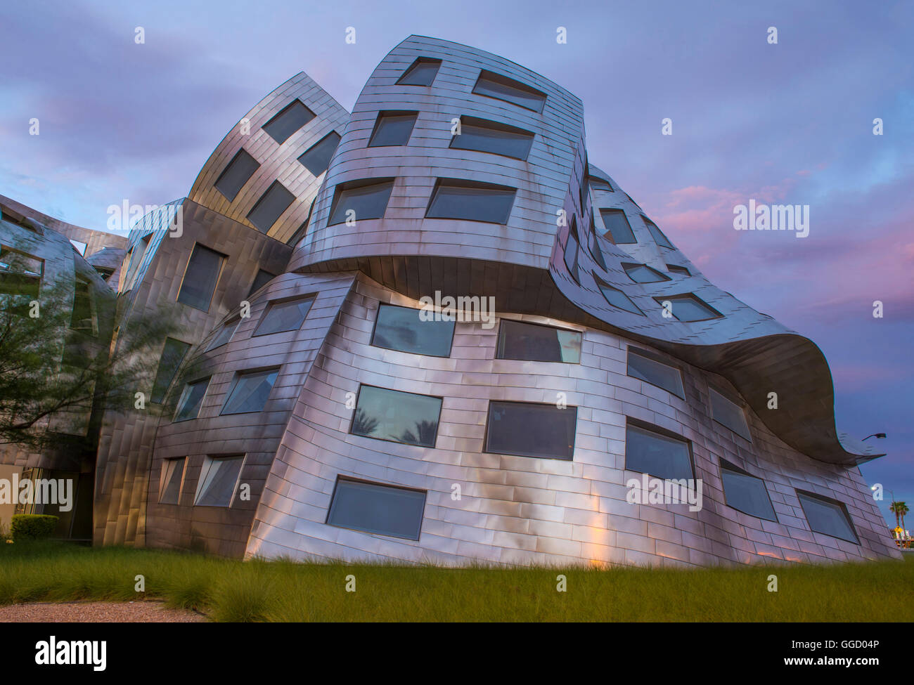 The Cleveland Clinic Lou Ruvo Center for Brain Health in downtown Las ...