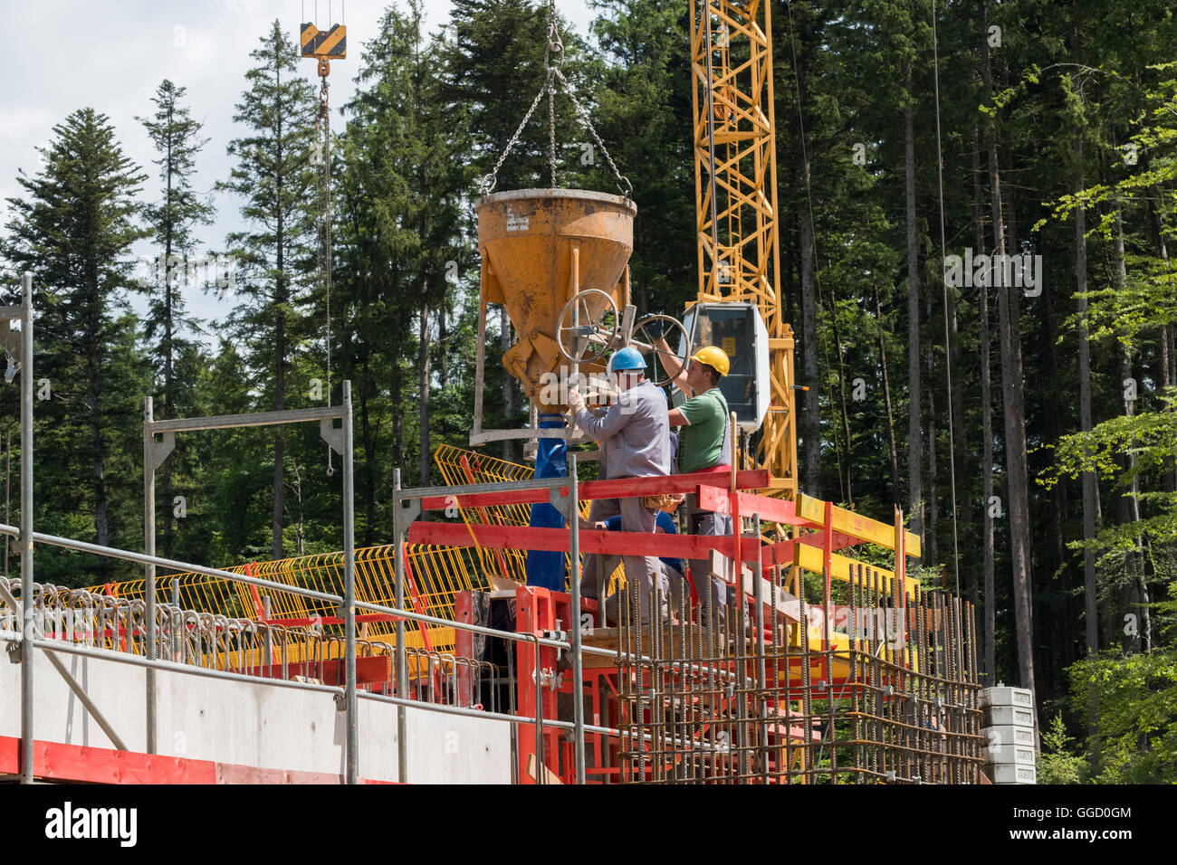 Casting for a house-building Stock Photo - Alamy