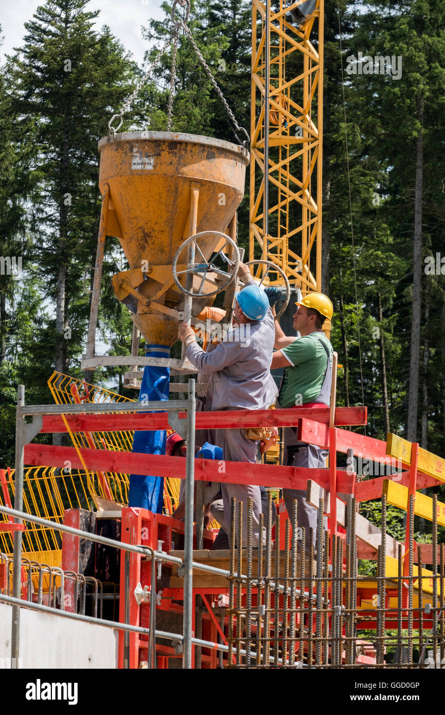 Re build building hi-res stock photography and images - Alamy