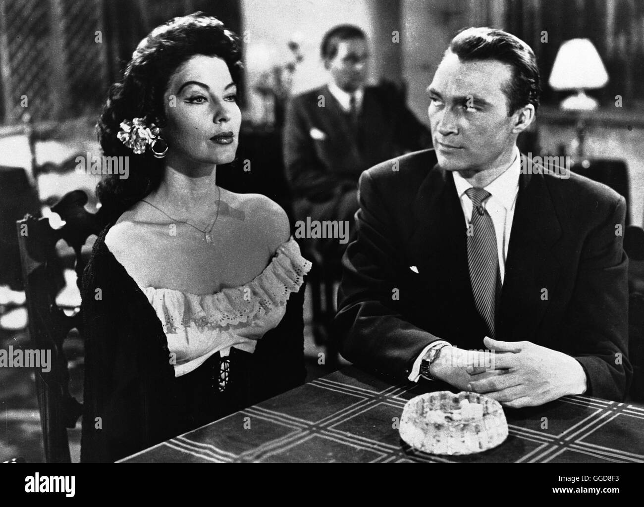 Ava gardner barefoot contessa hi-res stock photography and images - Alamy