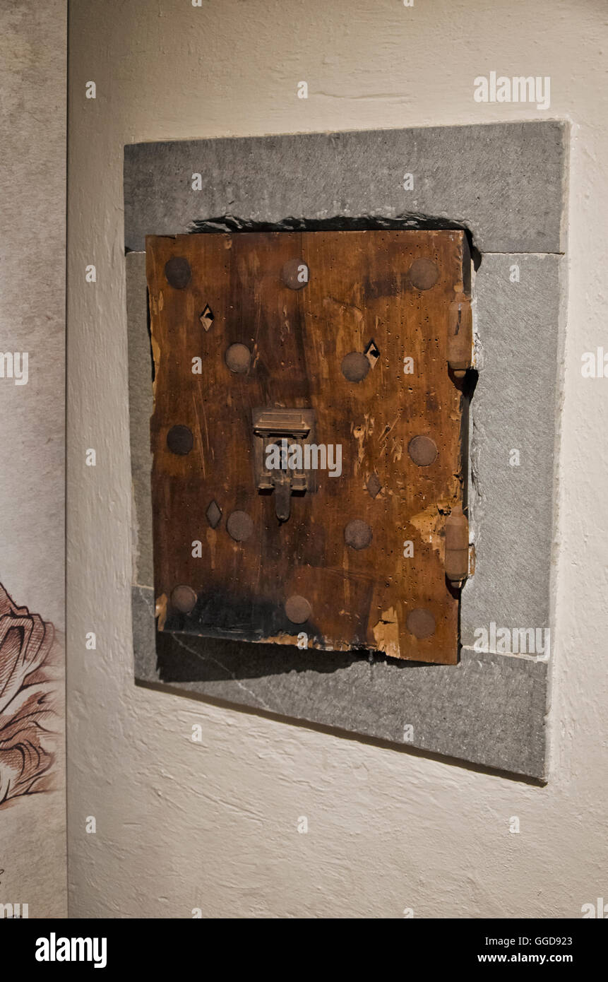 The old treasure lock of a medieval castle Stock Photo - Alamy