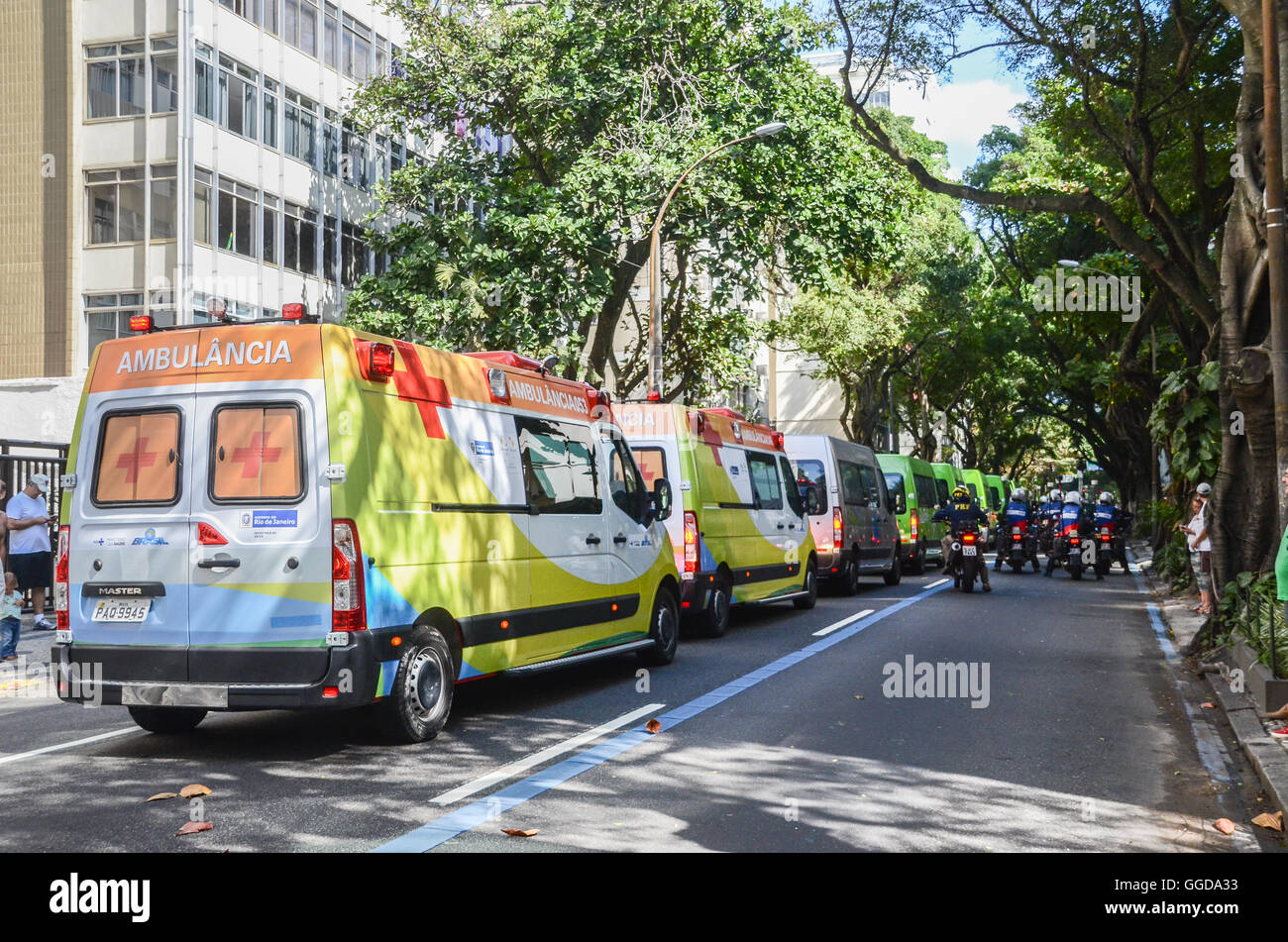 Rio de janeiro brazil police cars hi-res stock photography and images ...