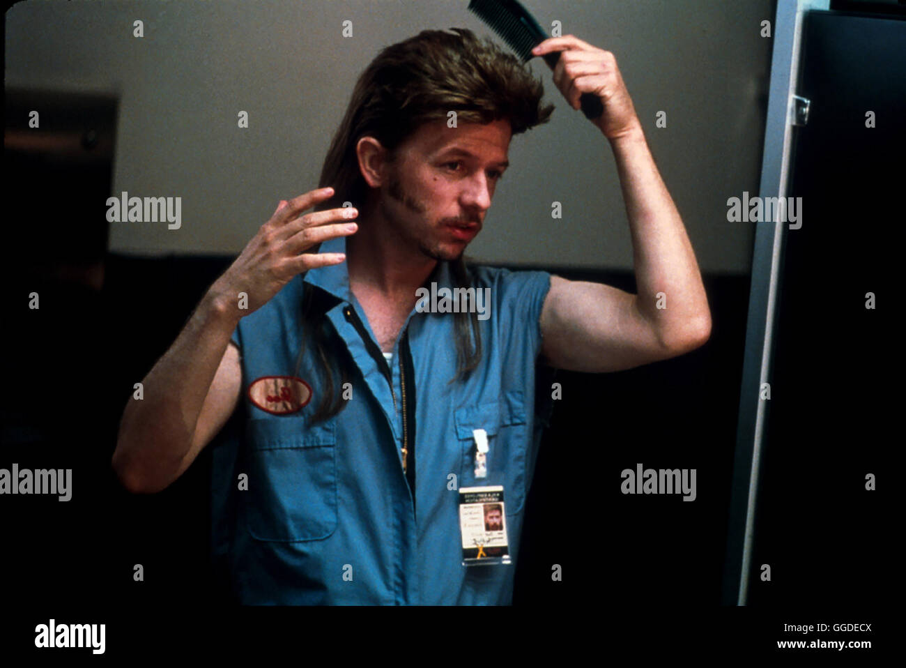 JOE DIRT / Joe Dirt USA 2000 / Dennie Gordon Joe Dirt (DAVID SPADE) hat ...