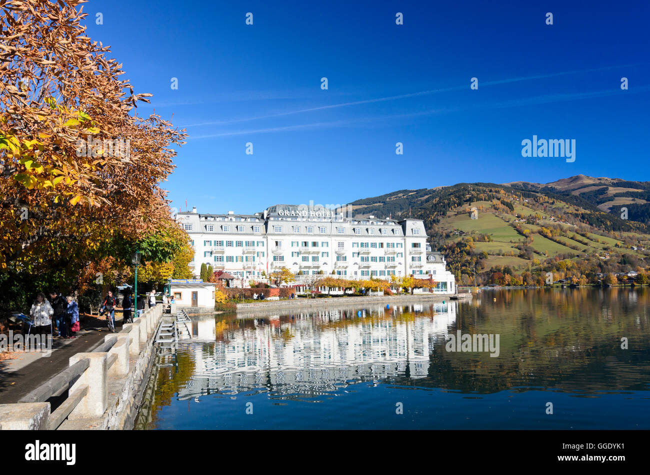 Zell am See: lake Zeller See, Grand Hotel, Austria, Salzburg, Pinzgau ...