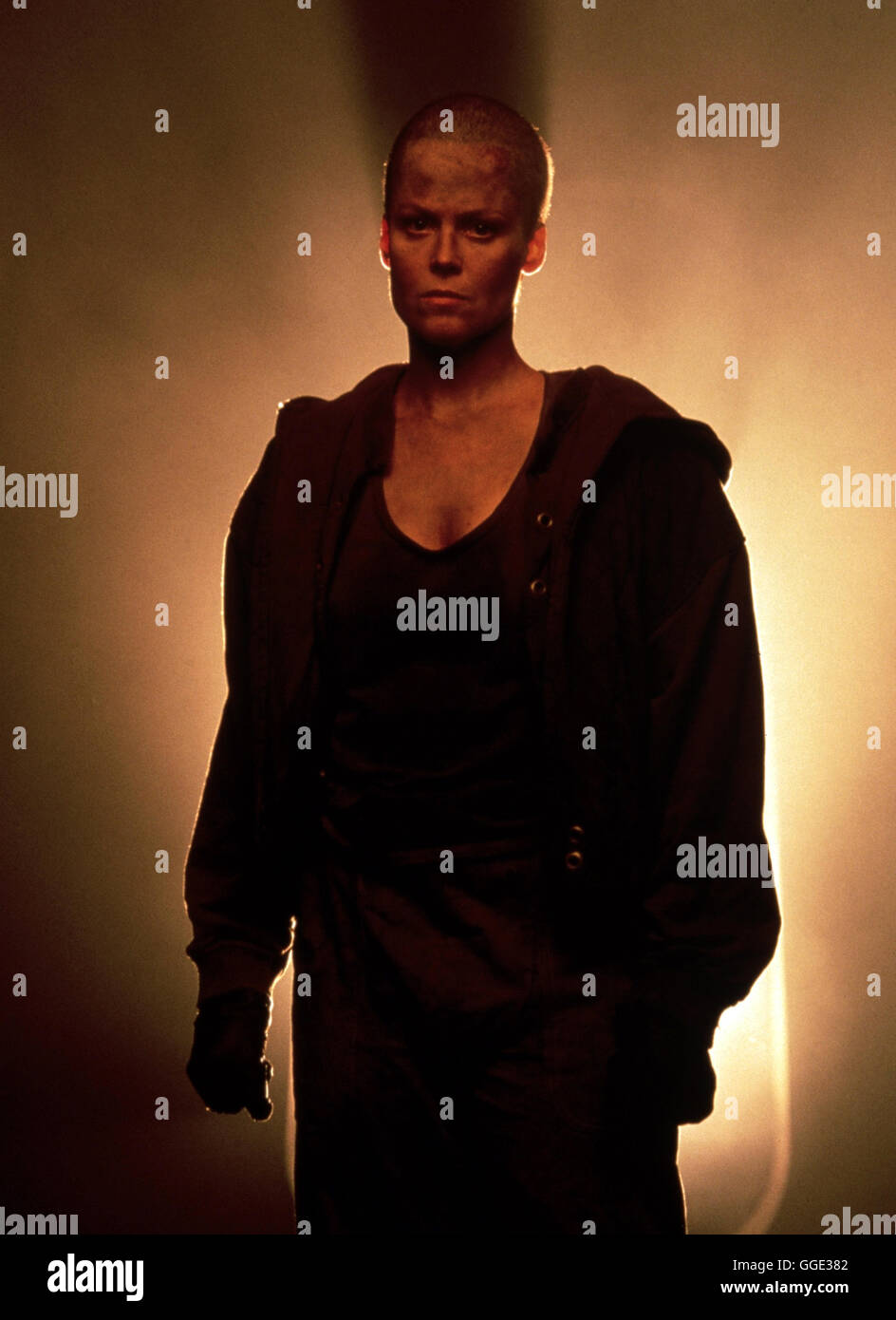 ALIEN 3 / Alien 3 USA 1992 / David Fincher SIGOURNE WEAVER als Officer ...
