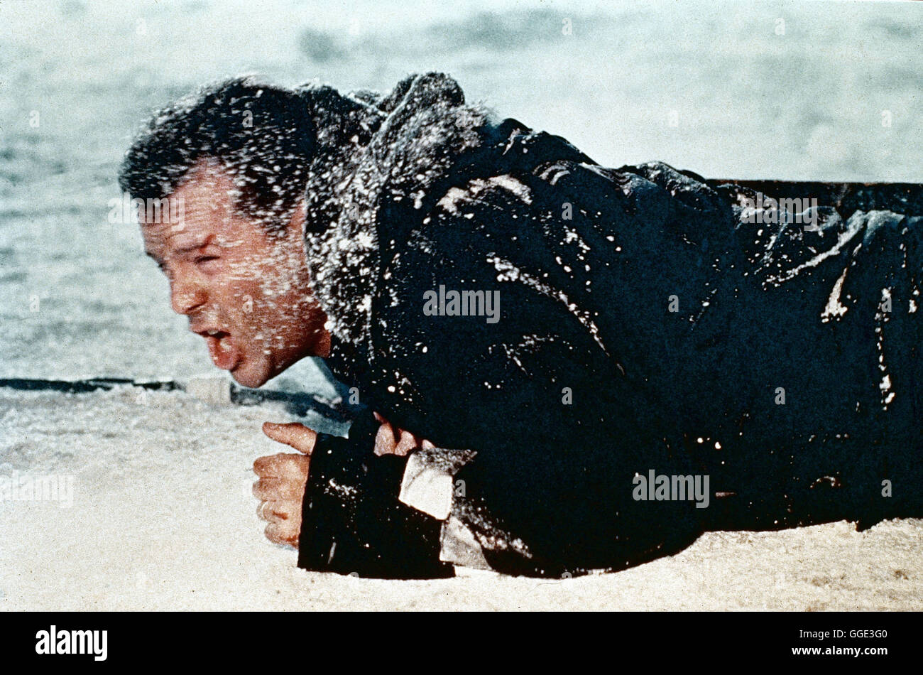 STIRB LANGSAM 2 / Die Hard 2 USA 1990 / Renny Harlin Filmszene mit ...