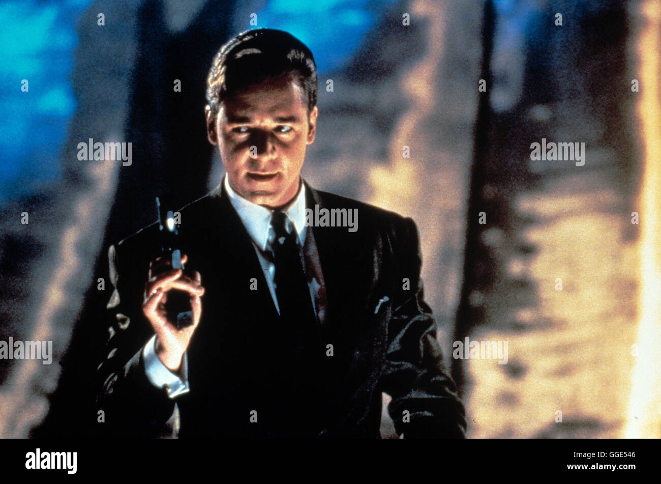VIRTUOSITY / Virtuosity USA 1995 / Brett Leonard Szene mit RUSSEL CROWE ...