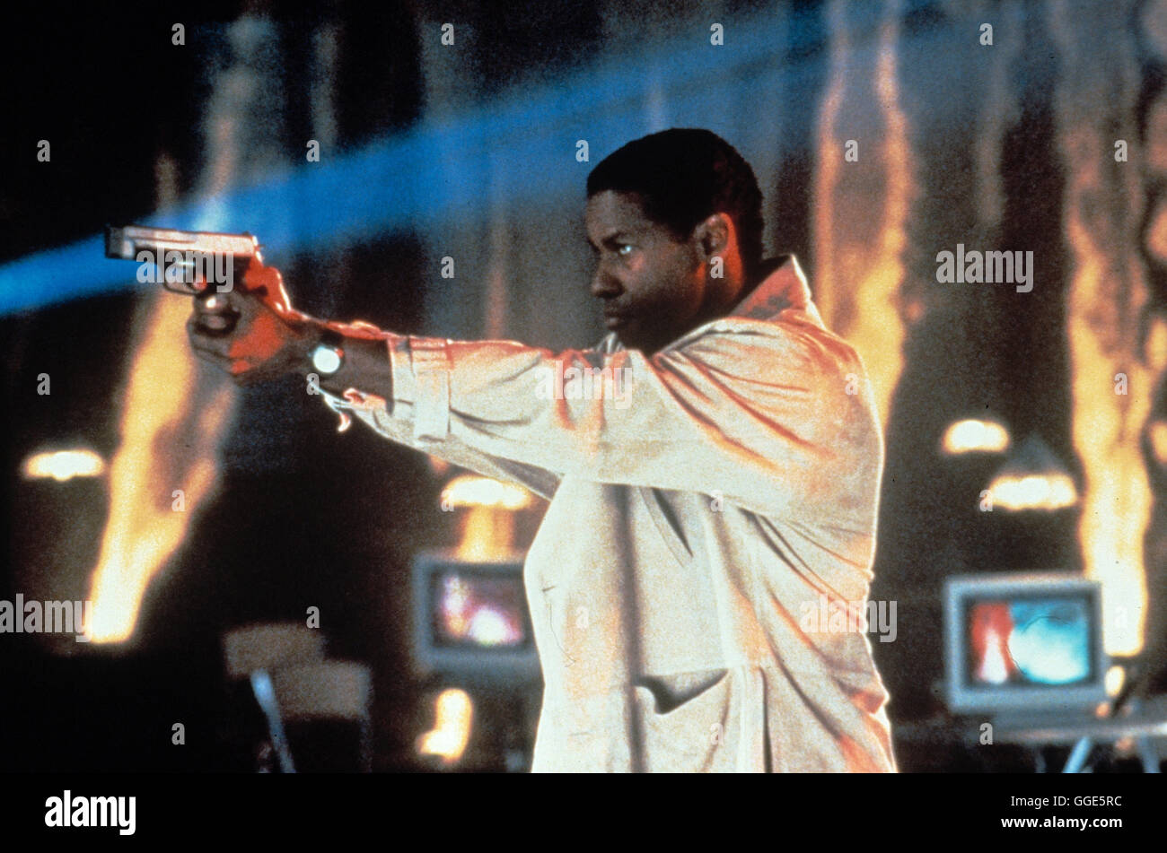 VIRTUOSITY / Virtuosity USA 1995 / Brett Leonard Szene mit DENZEL ...