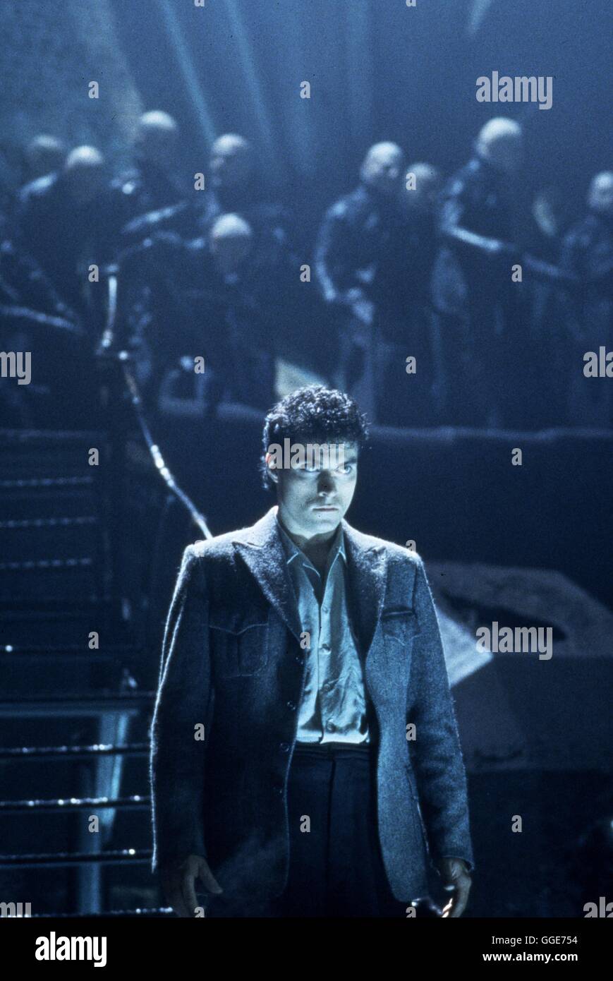 DARK CITY / Dark City USA 1997 / Alex Proyas Szene mit RUFUS SEWELL ...