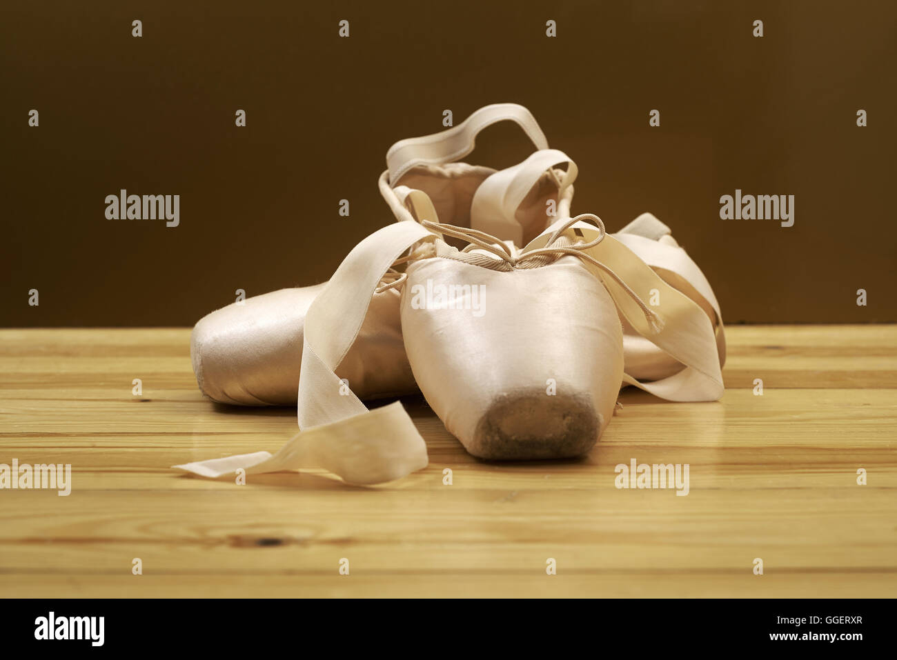 Ballet shoe ribbons hi-res stock photography and images - Alamy
