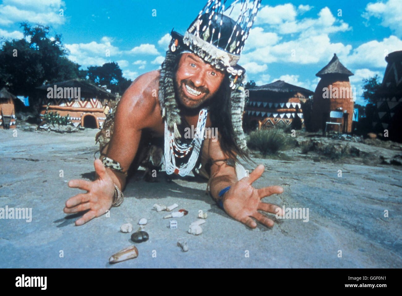 MR. BONES / Mr. Bones ZA 2002 / Gray Hofmeyr Medizinmann Mr. Bones (LEON SCHUSTER) Regie: Gray ...