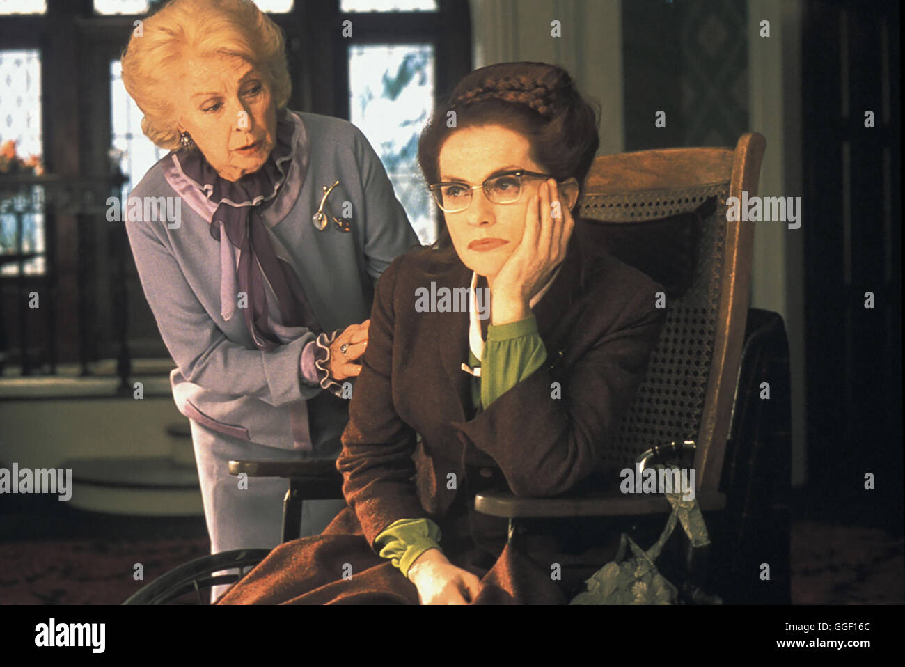 Isabelle huppert 8 femmes hi-res stock photography and images - Alamy