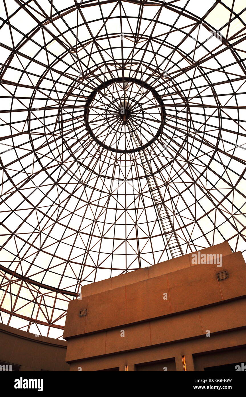 Truss shapes hi-res stock photography and images - Alamy