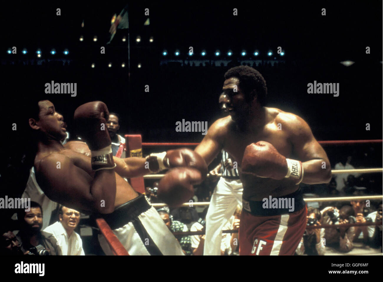 ALI / Ali USA 2002 / Michael Mann Muhammad Ali (WILL SMITH), George ...