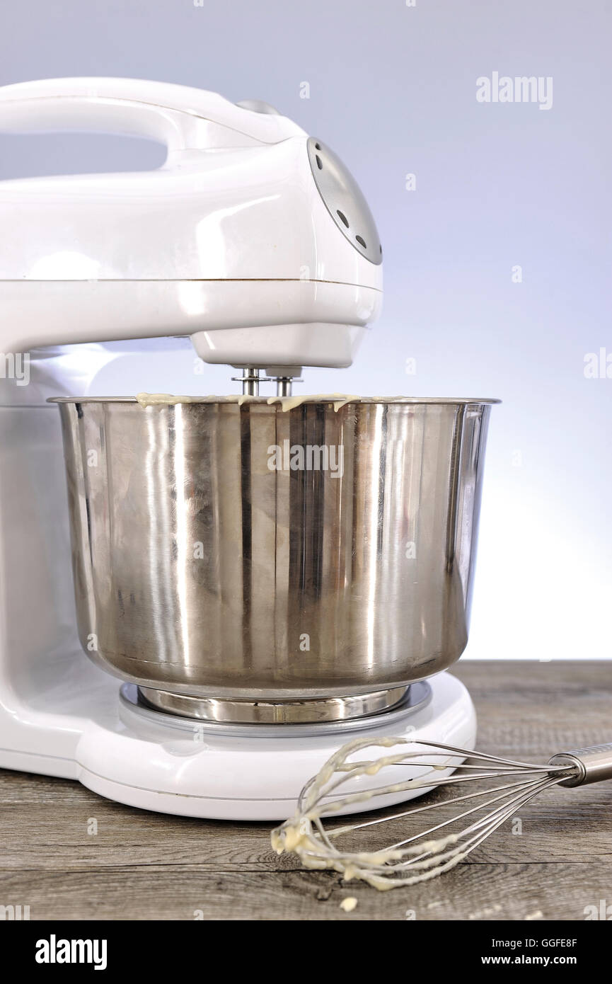 A studio photo of an electrical food mixer Stock Photo - Alamy
