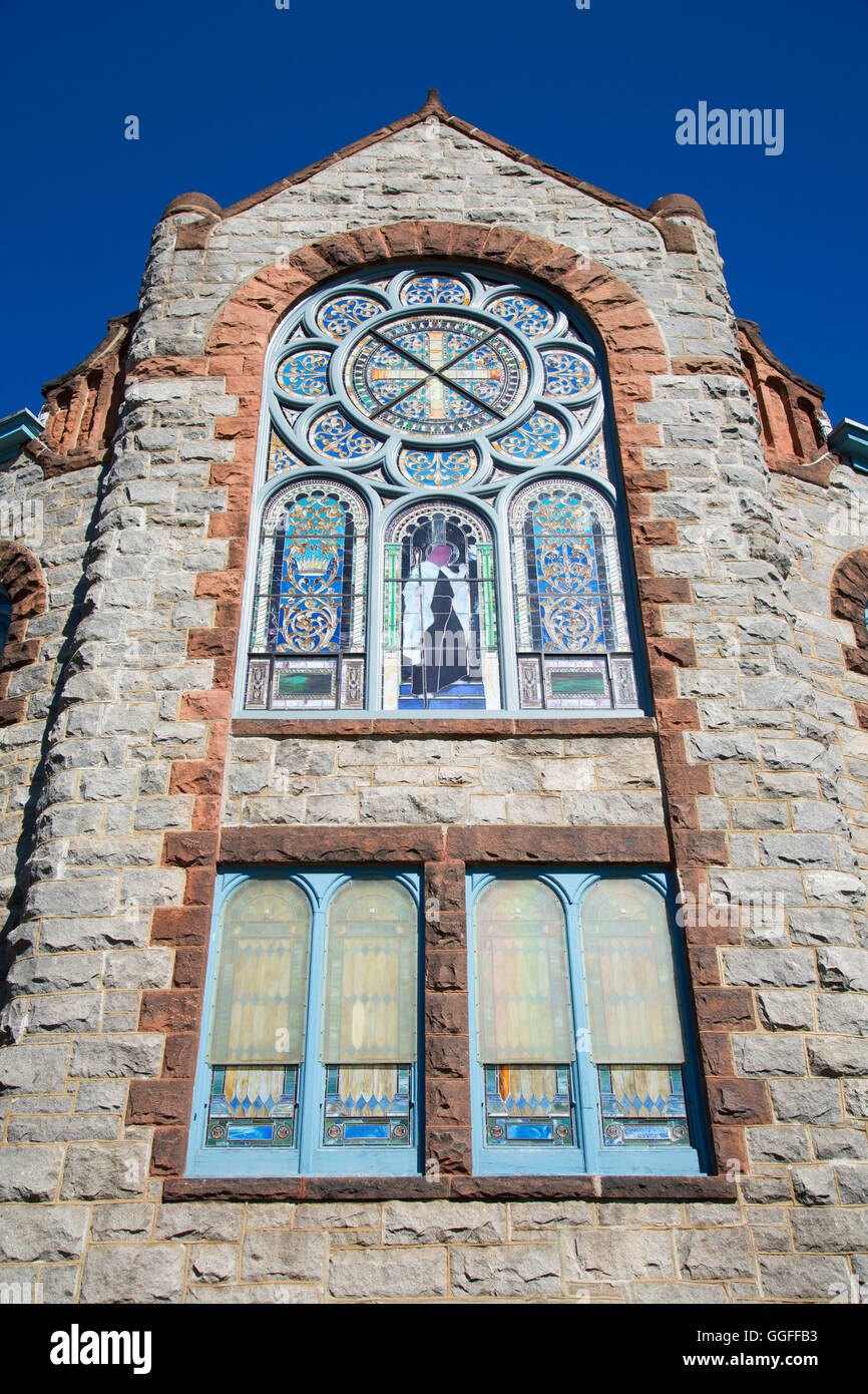Litchfield church connecticut new england hi-res stock photography and ...