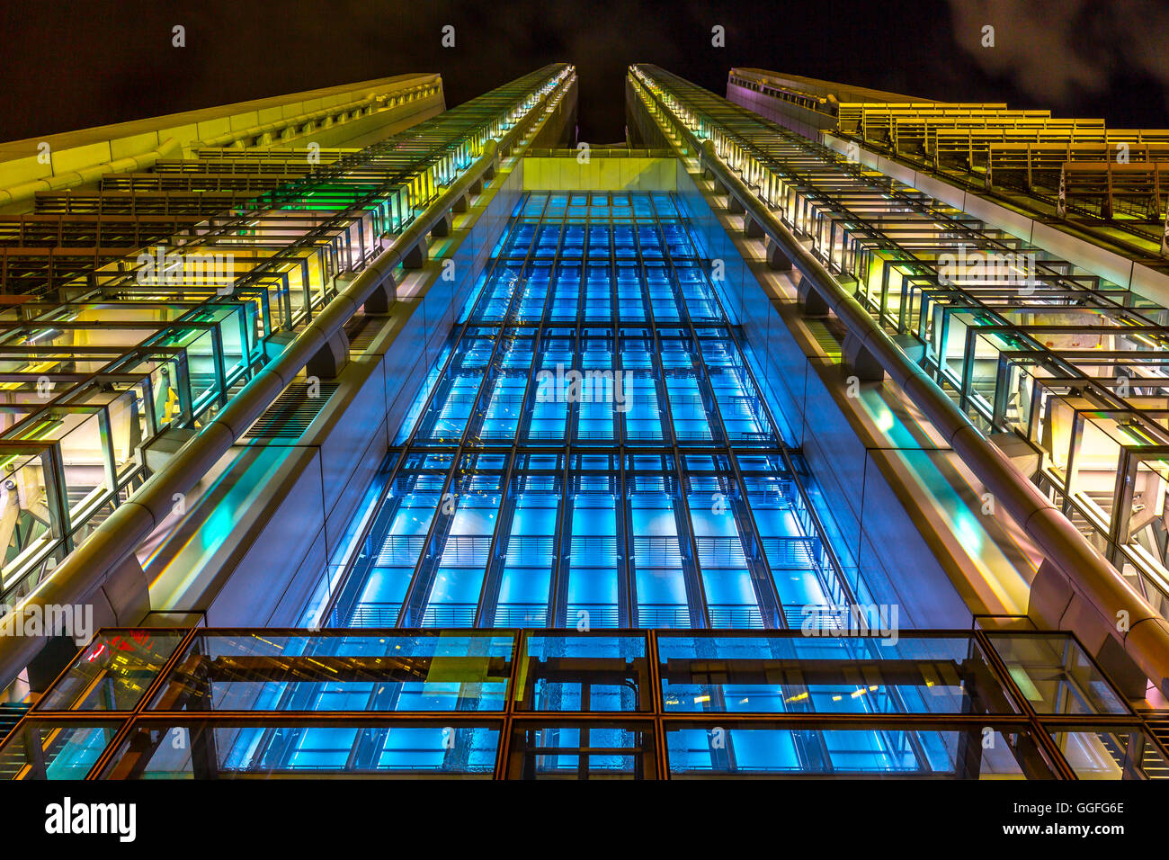 HSBC headquarter building Stock Photo - Alamy