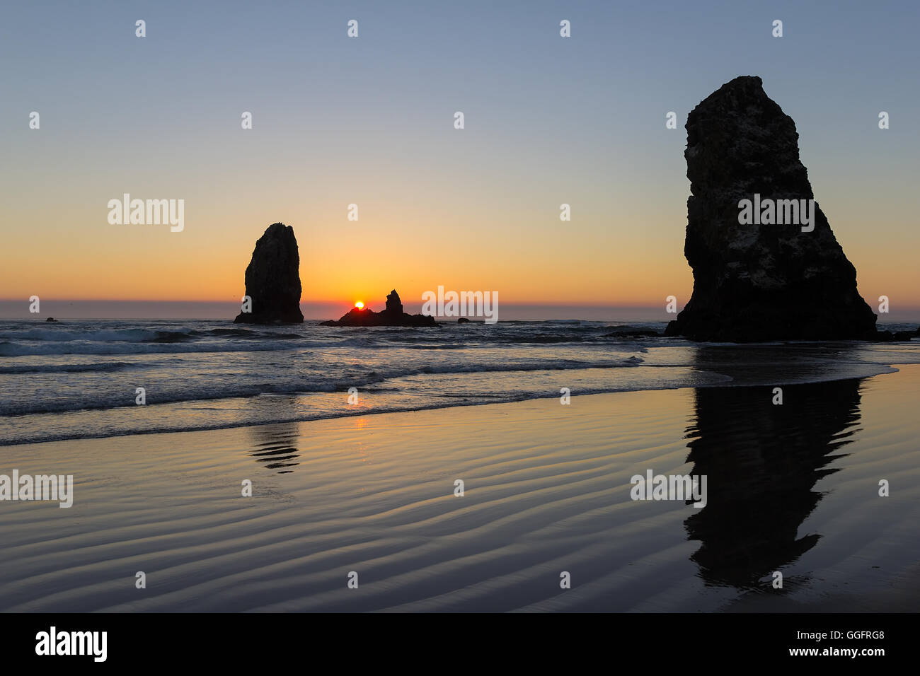 Orange formation hi-res stock photography and images - Alamy