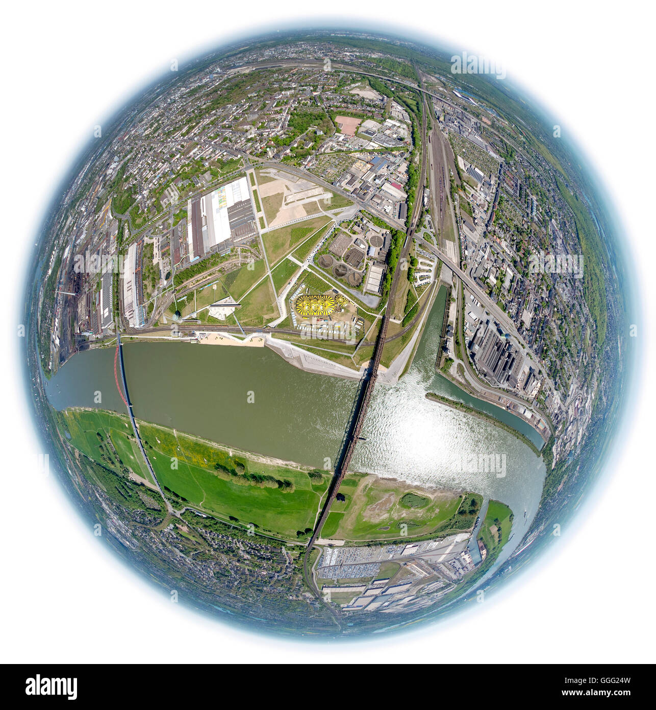 Aerial circus hi-res stock photography and images - Alamy