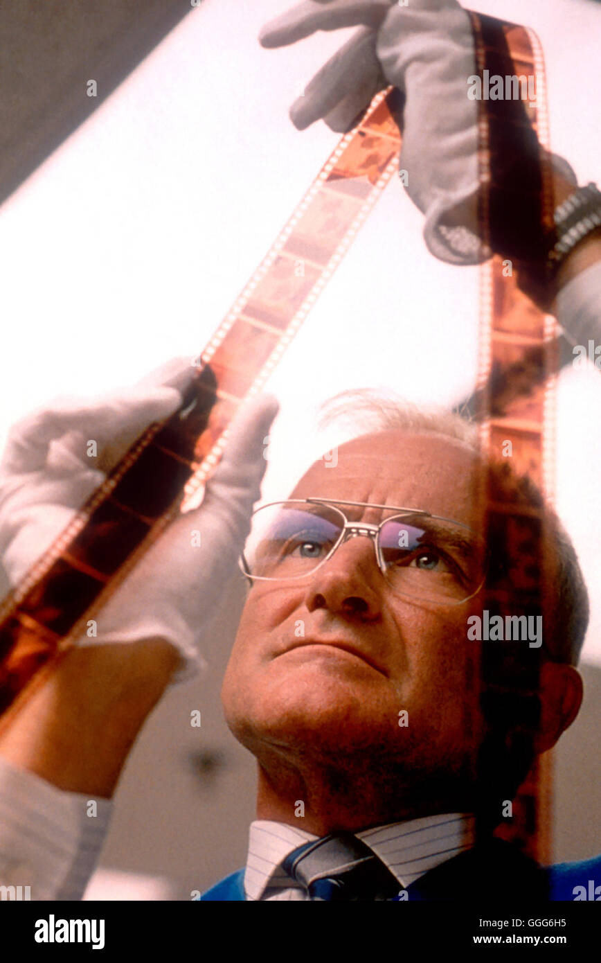 ONE HOUR PHOTO / One Hour Photo USA 2002 / Mark Romanek Seymour 'Sy ...