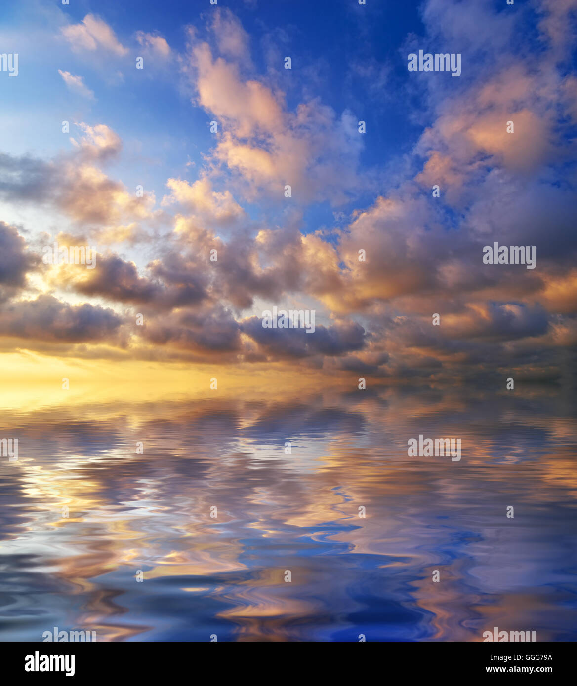 Beautiful sea scenic hi-res stock photography and images - Alamy