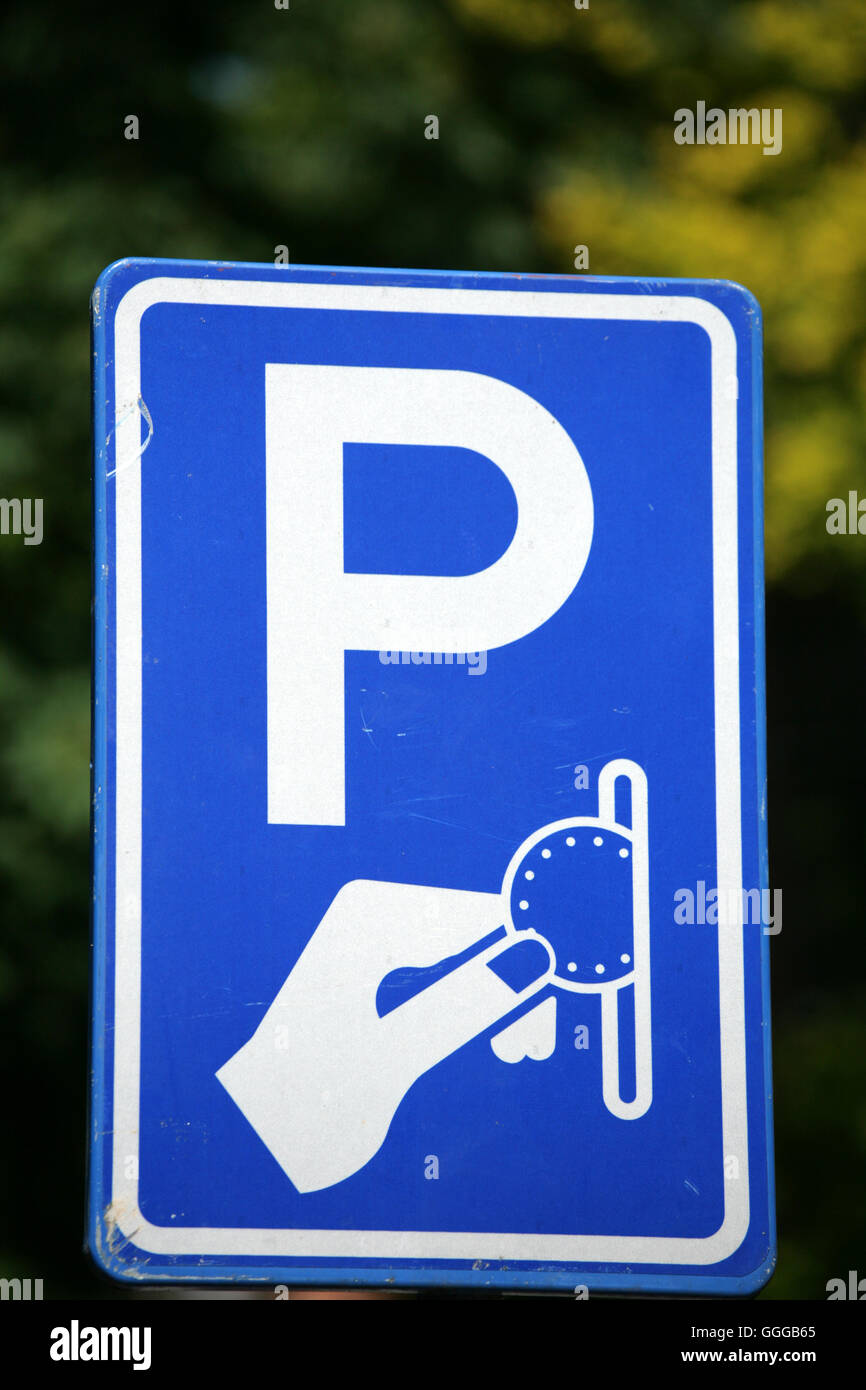 Parking payment Traffic sign Stock Photo - Alamy