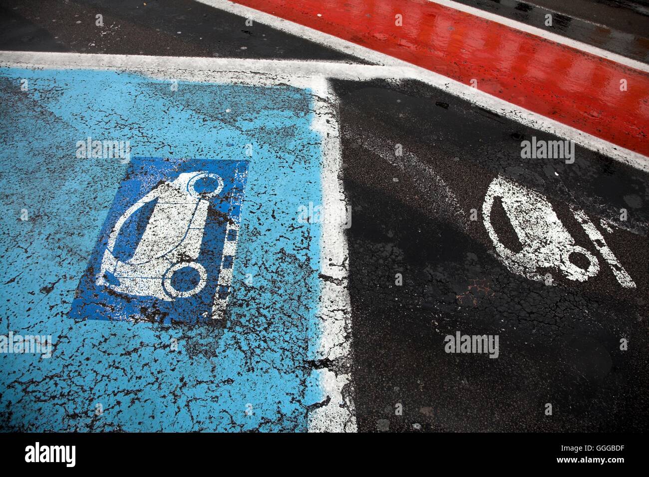 Traffic signs on asphalt Stock Photo - Alamy