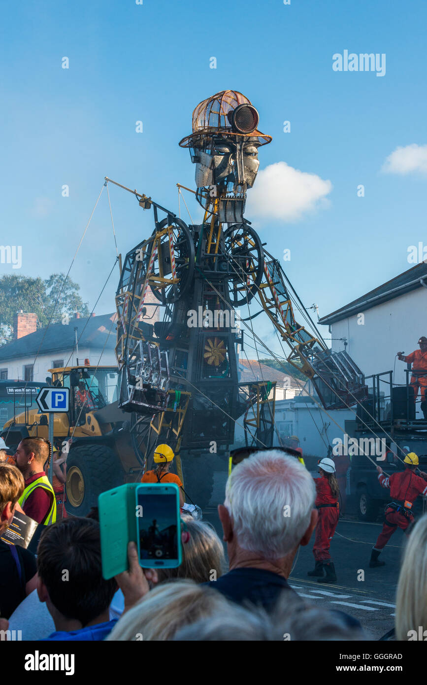 Hayle, Cornwall, UK. The Man Engine. The largest mechanical puppet ever ...