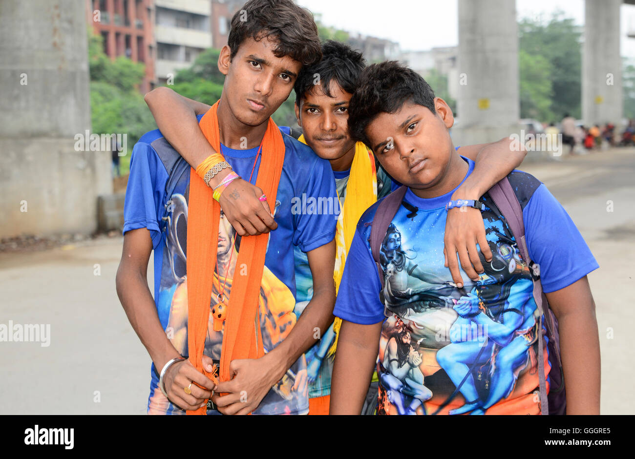 Indian boys group hi-res stock photography and images - Alamy
