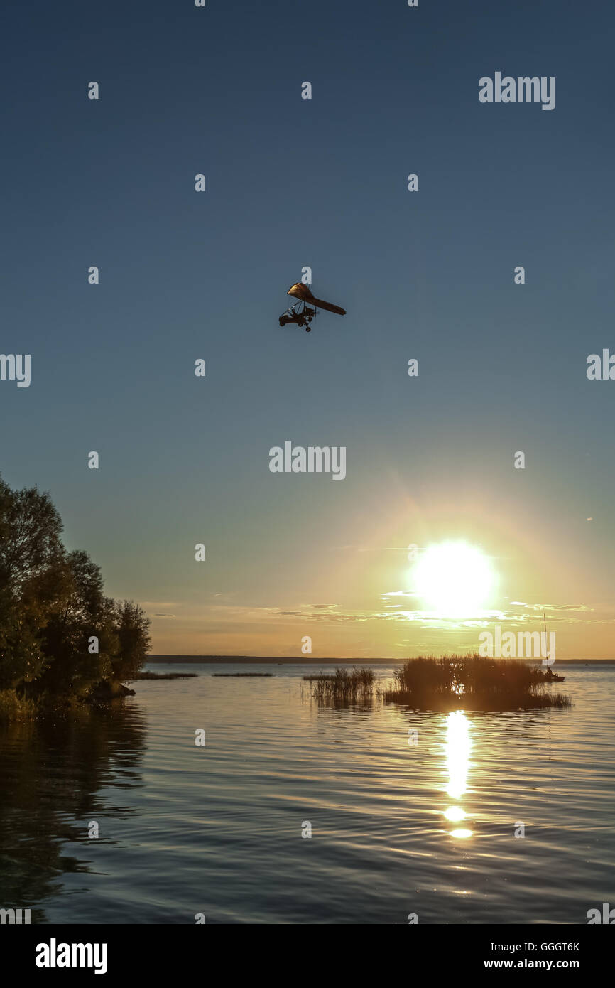 Glider lake hi-res stock photography and images - Alamy