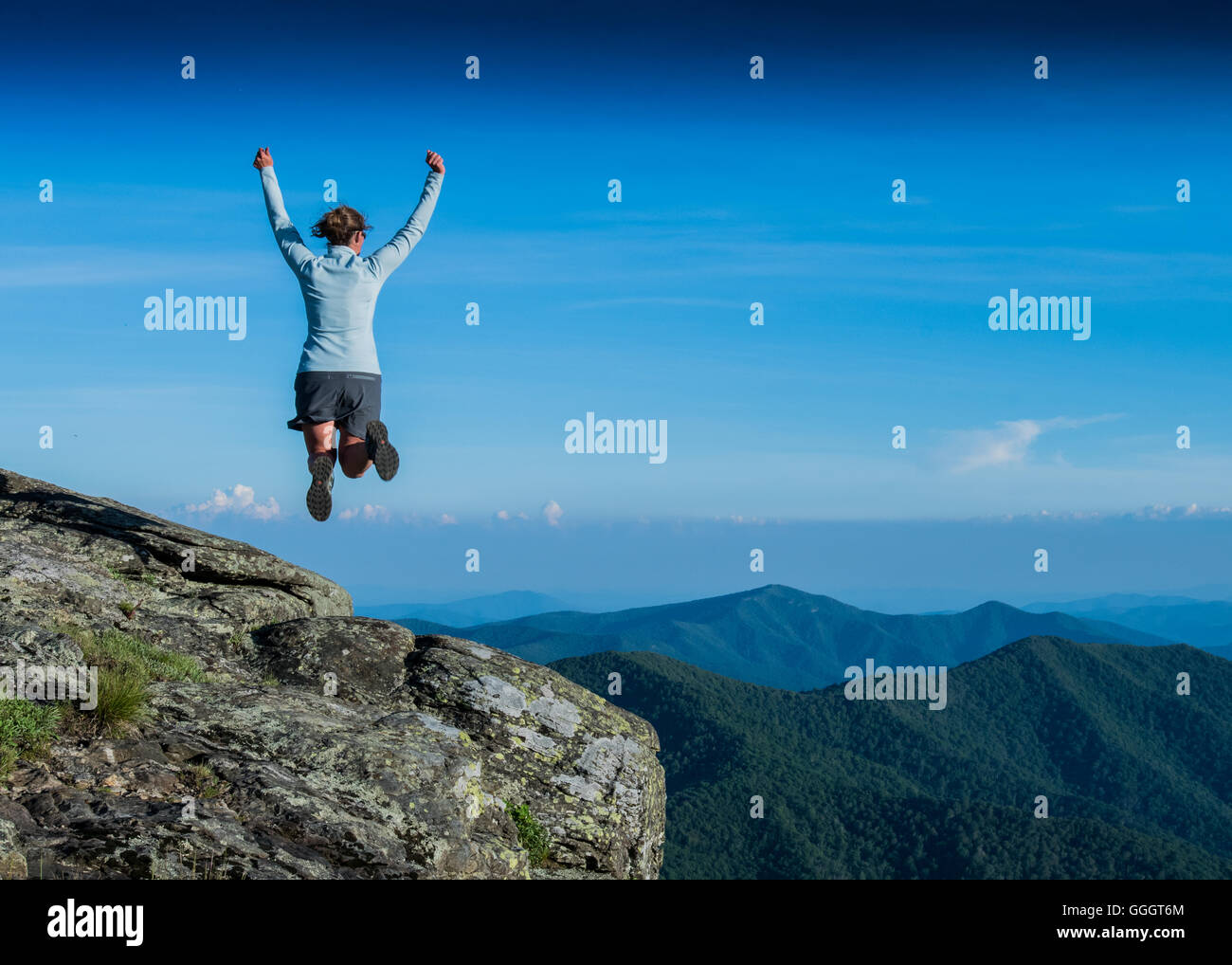 Leap into arms hi-res stock photography and images - Alamy