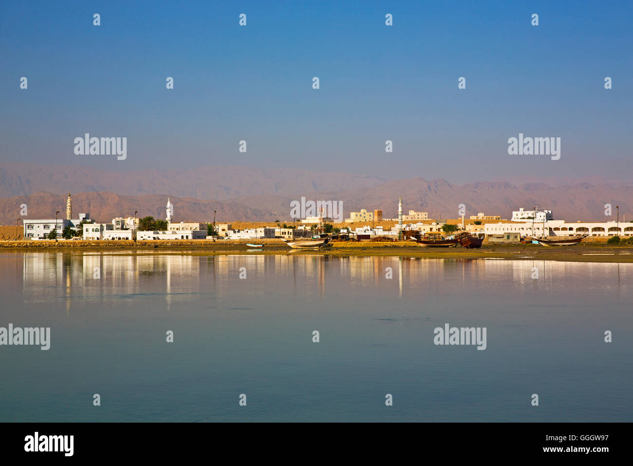 geography / travel, Oman, Sultanate of Oman, Sur, seaport, Sur, dhow ...
