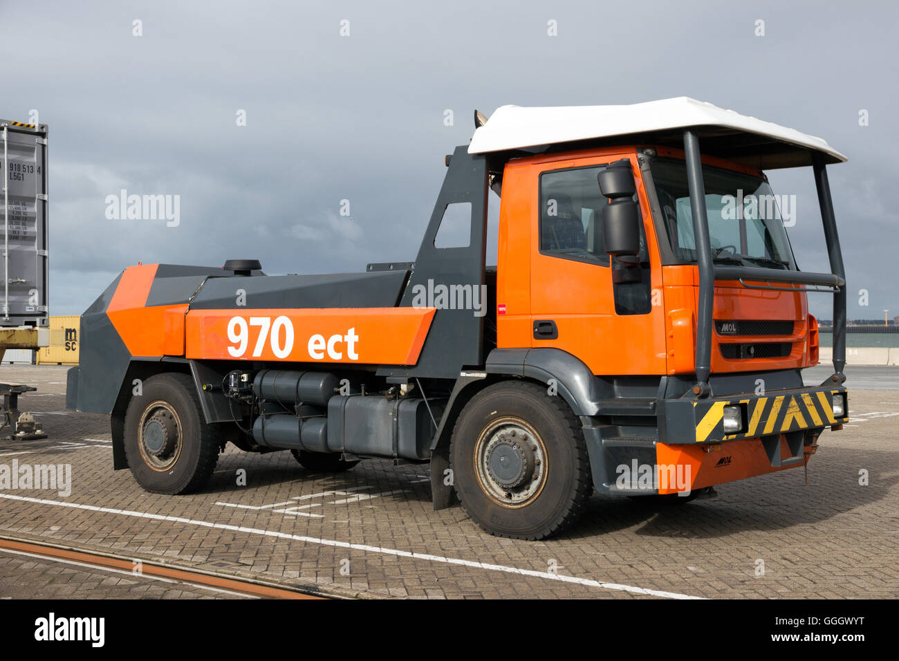 Terminal harbor hi-res stock photography and images - Alamy