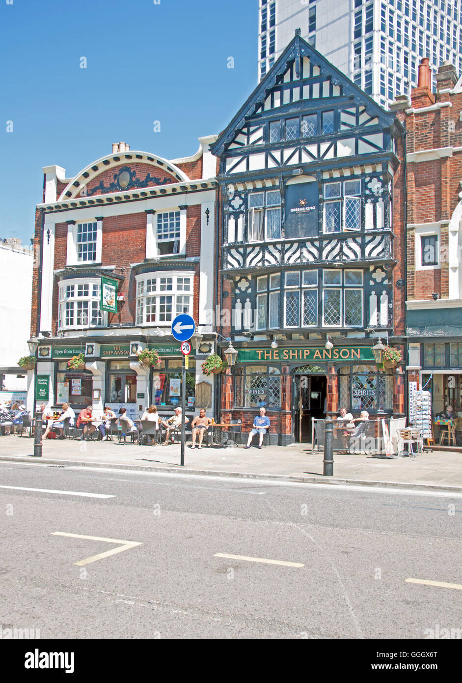 Portsmouth, The Ship Anson Pub, Hampshire, England Stock Photo - Alamy