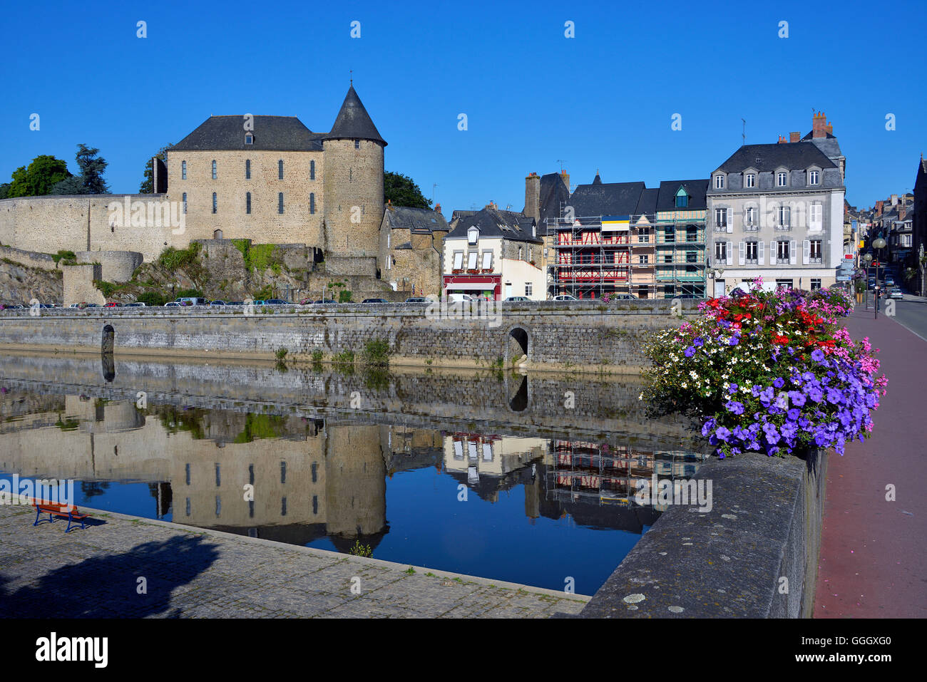 Mayenne city hi-res stock photography and images - Alamy