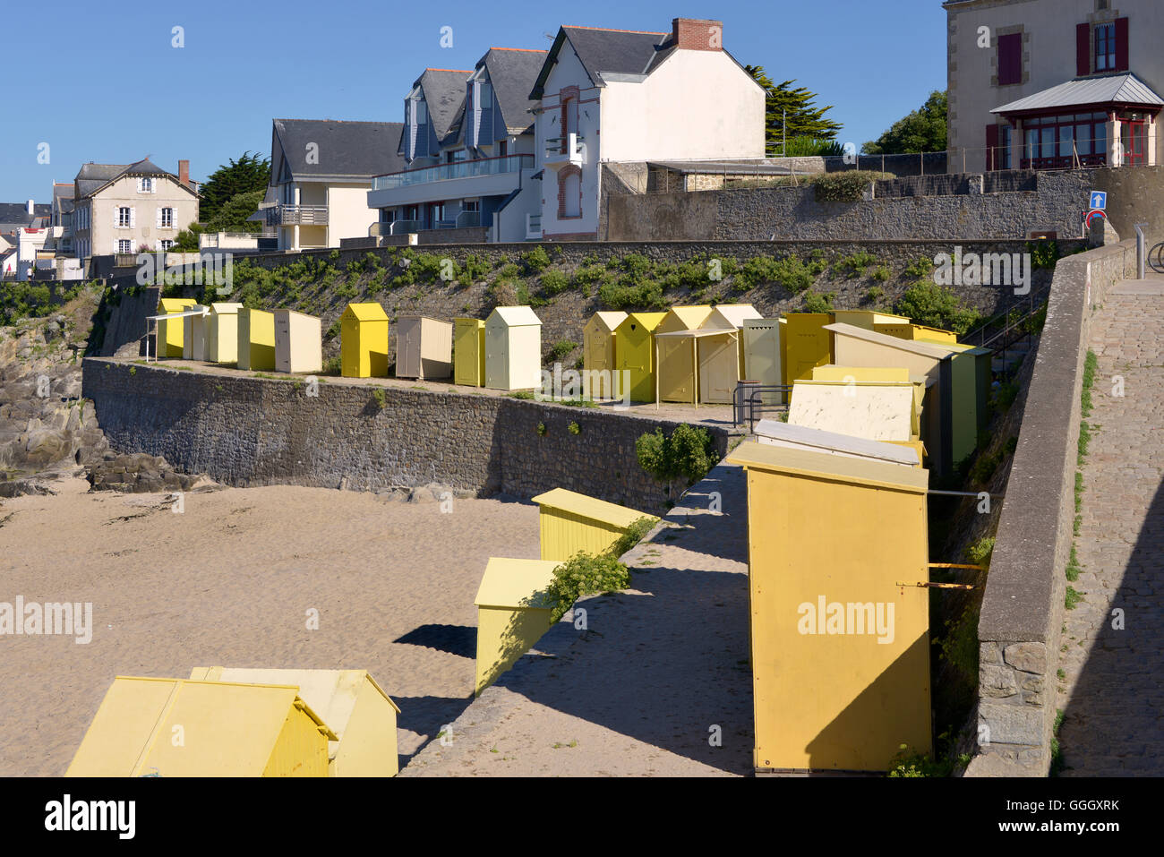 Batz hi-res stock photography and images - Alamy