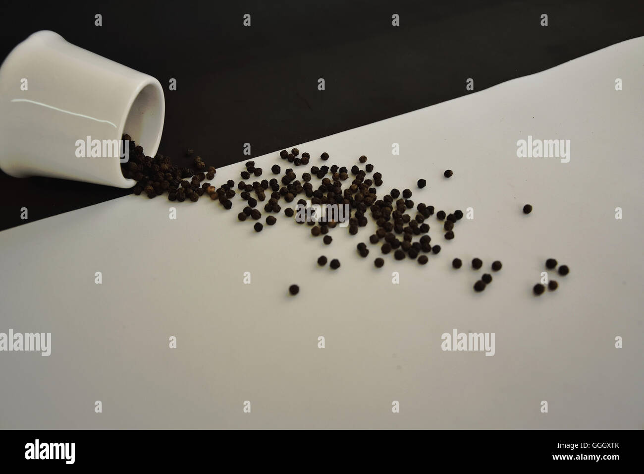 Upside Down Bowl High Resolution Stock Photography and Images - Alamy