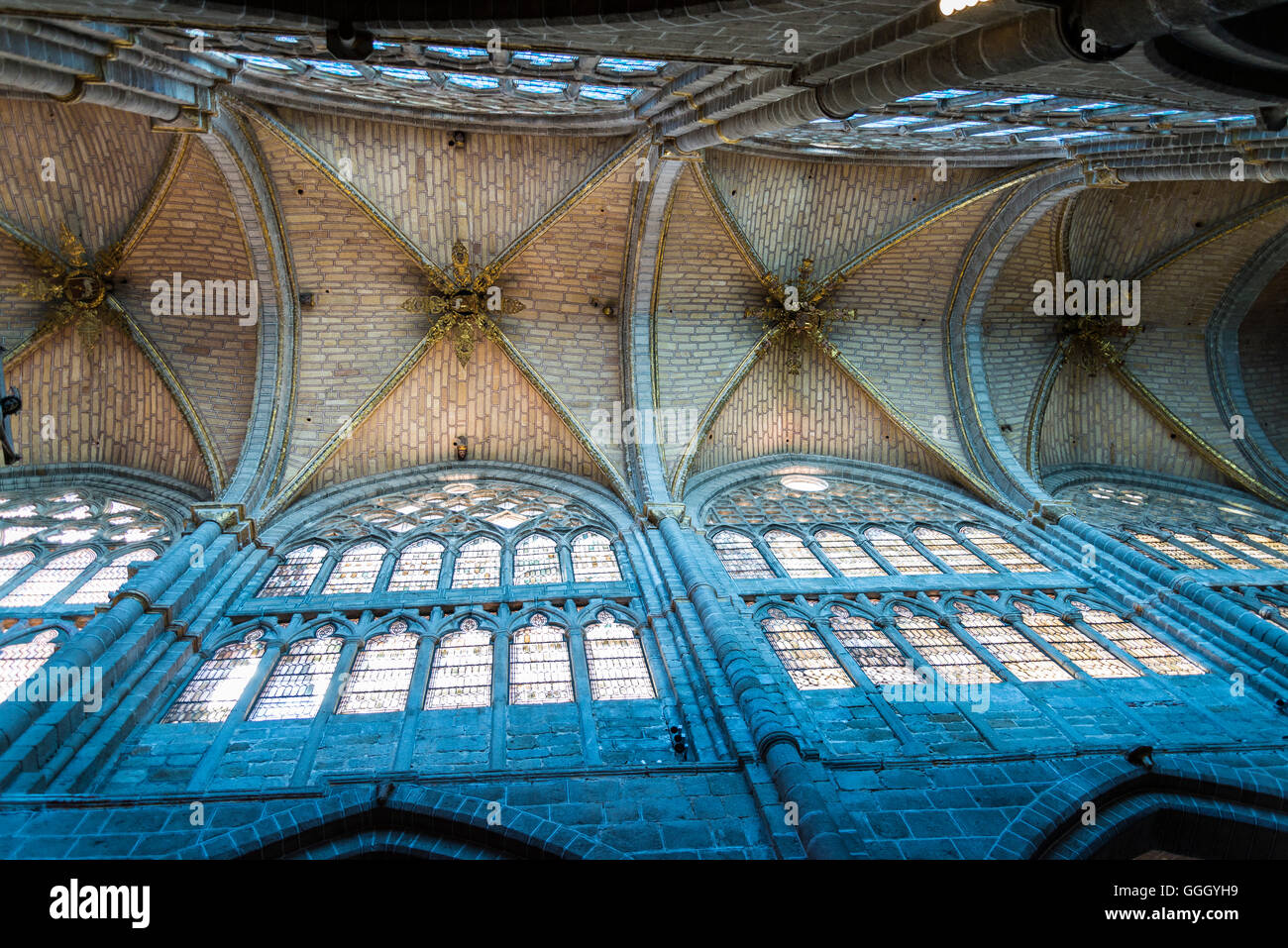 Gothic ceiling, Cathedral of Avila, Romanesque and Gothic church, Avila ...