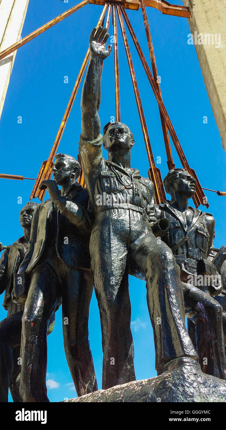 Falangists sculpture of the Spanish Civil War Stock Photo - Alamy
