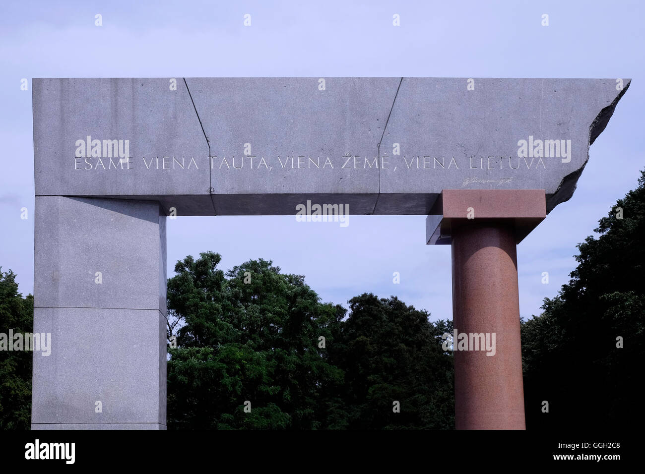 Monument to the united lithuania hi-res stock photography and images ...