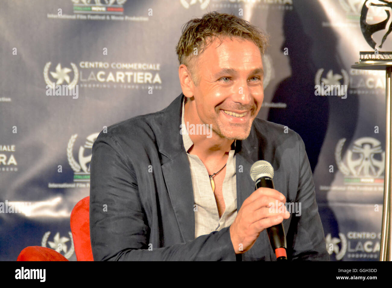 Pompeii, Italy. 05th Aug, 2016. The Italian actor Raoul Bova received ...