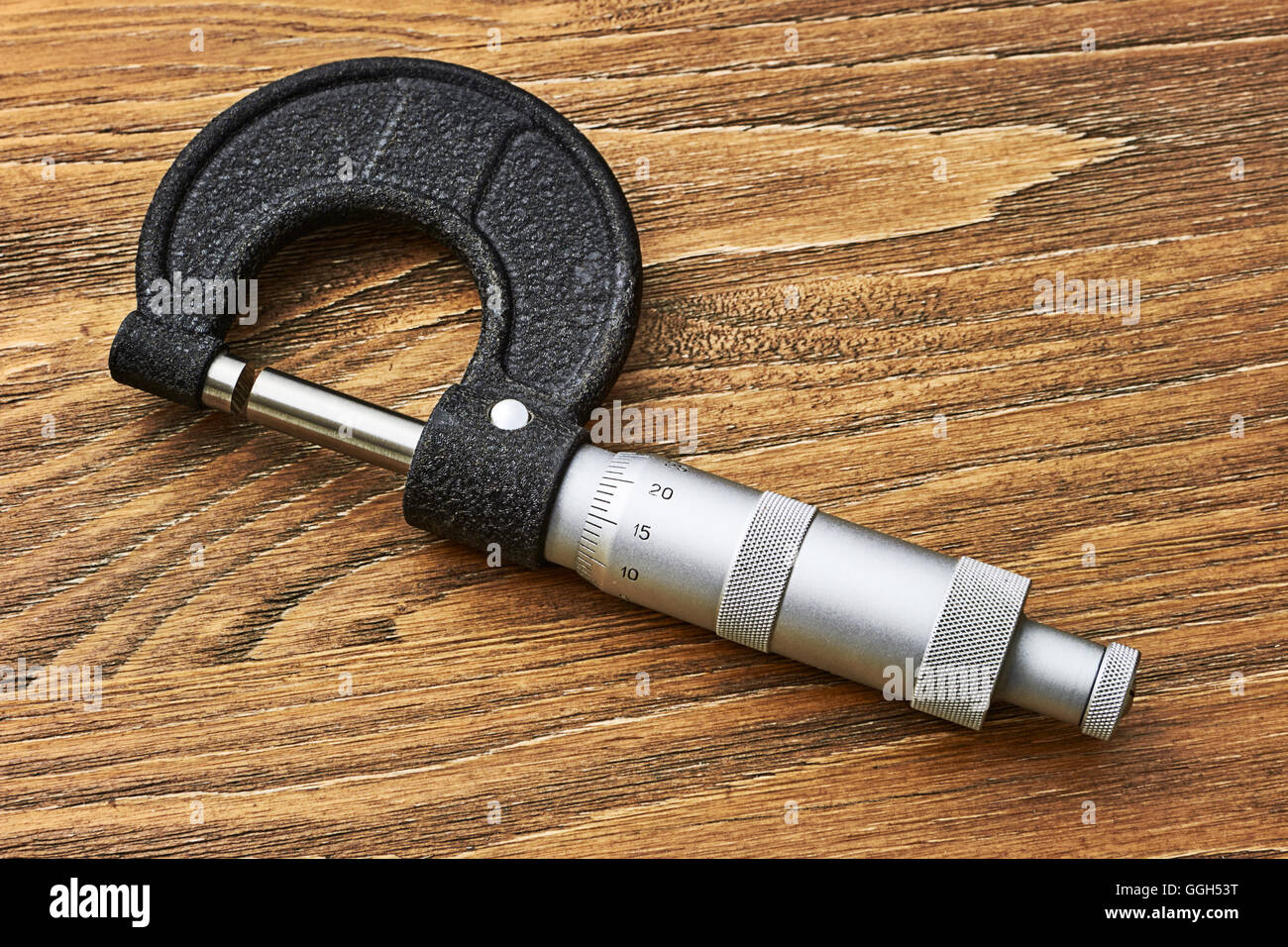 Micrometer measuring engineering hi-res stock photography and images ...