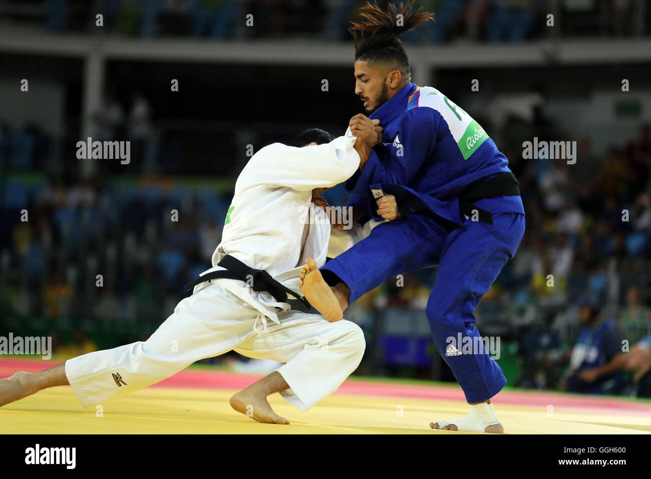 Brazil's Felipe Kitadai takes on France's Walide Khyar (right) in the ...