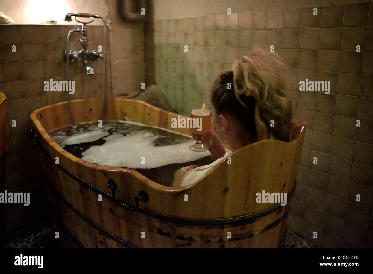 Bathing b hi-res stock photography and images - Alamy