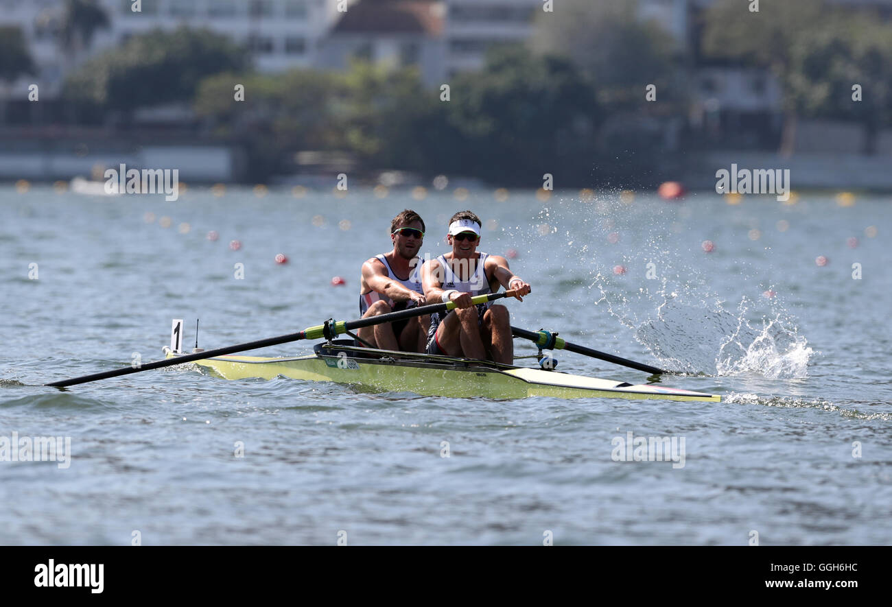 Great Britain's Alan Sinclair and Stewart Innes during the Men's Pairs ...